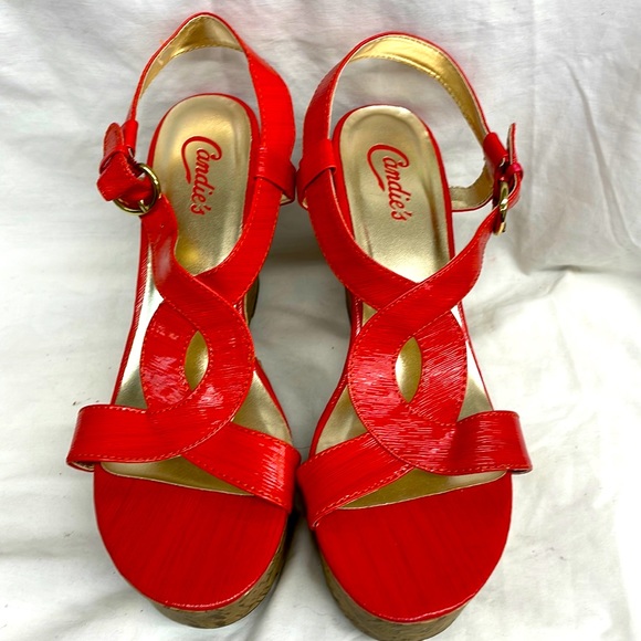 Candie's | Shoes | Candies Wedge Heel Sandals Ladies Sz 95m | Poshmark